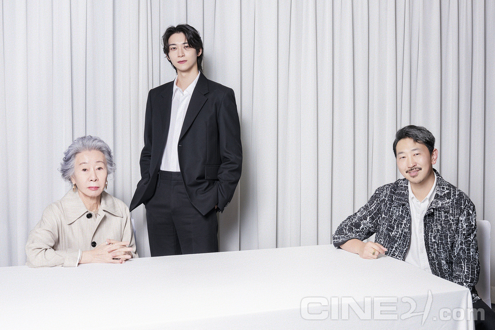 BIFF #5호 [인터뷰] 사랑하는 사람과 가족을 이루는 법, 배우 윤여정, 한기찬, 앤드루 안 감독